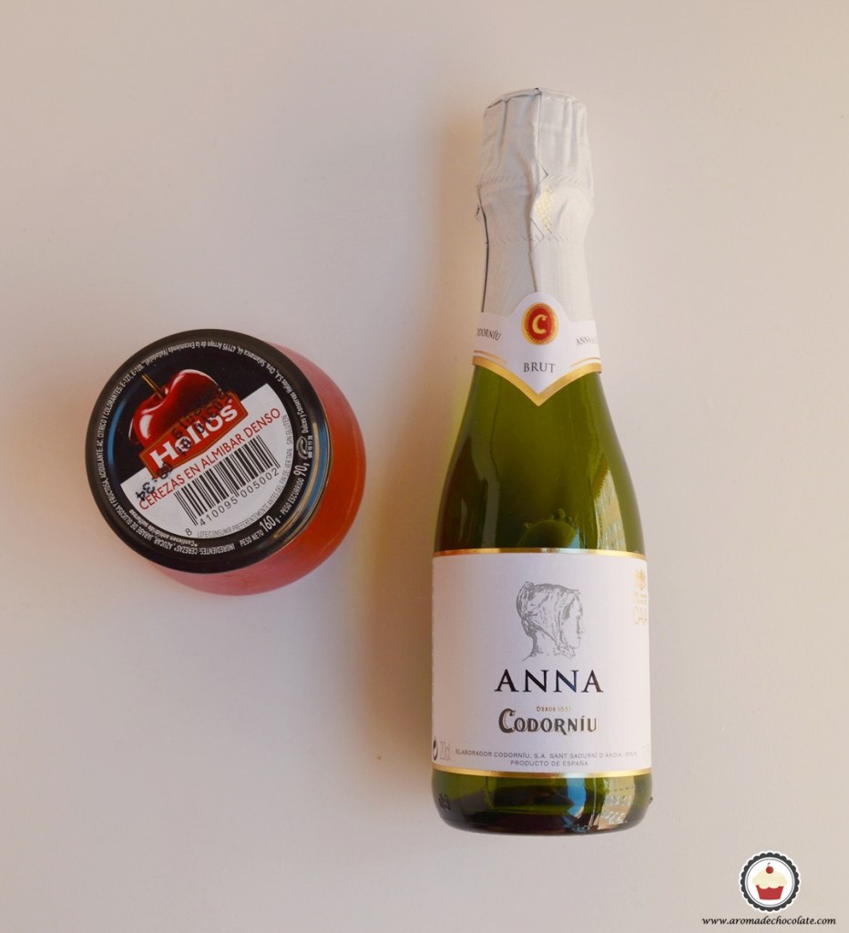 CUPCAKES DE CEREZAS AL CAVA - Aroma de chocolate